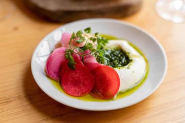 Plateau Brighton | Restaurant and Wine Bar | Natural Wines