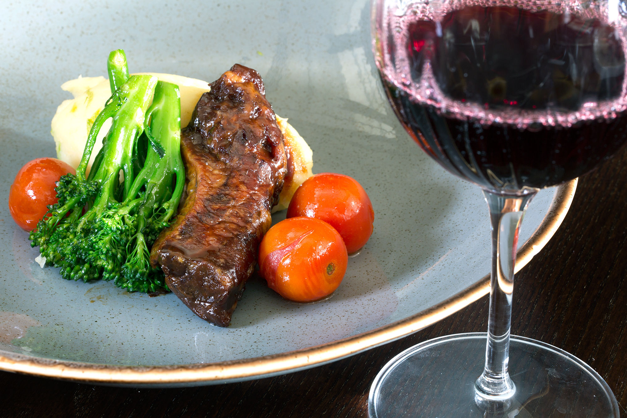 Brighton Metropole Bar | The Met Bar Brighton | Hilton Brighton Metropole