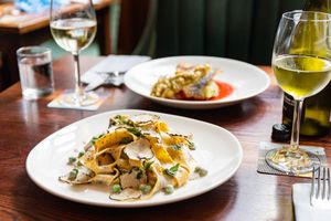 Hove Place Pub and Gardens | Popular food pub - reviews, booking