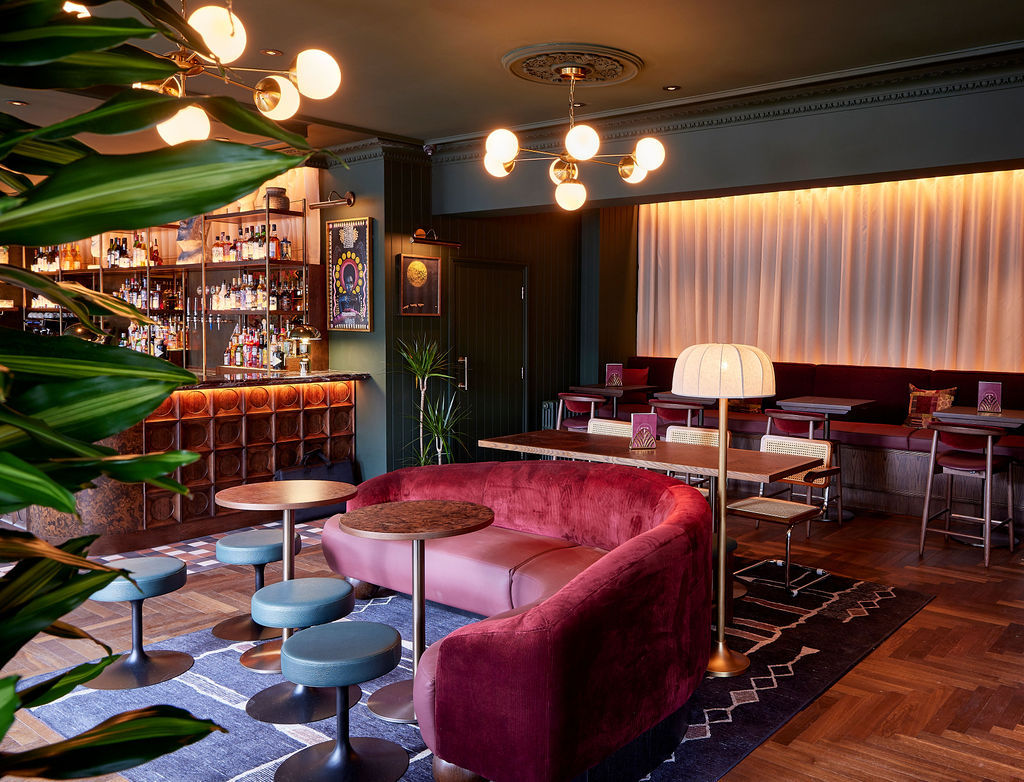 Tapestry Neighbourhood Bar in Hove | Eating & Drinking
